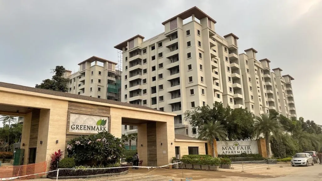 2-3BHK Apartments For Sale In GreenMark Mayfair In Tellapur Hyderabad!